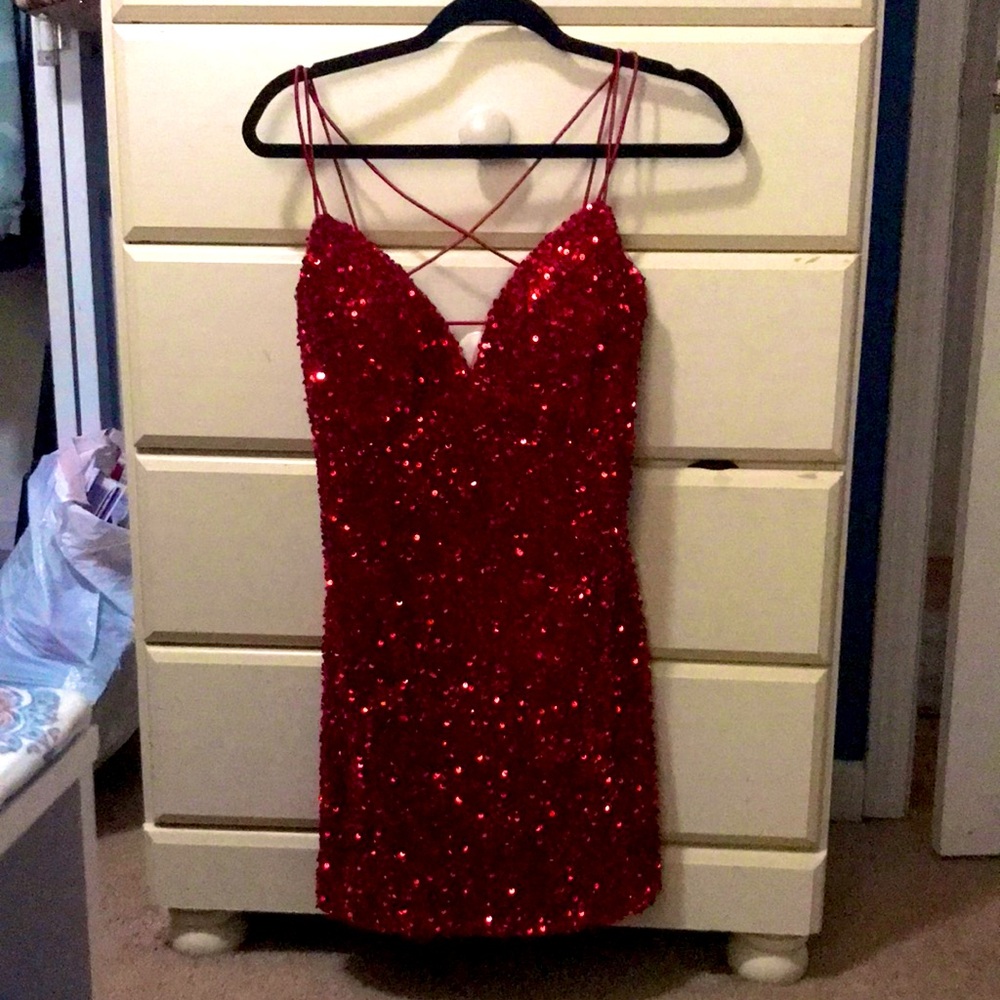 Sherry Hill Red Sequence Size 8 Homecoming/Prom Dress - Gem
